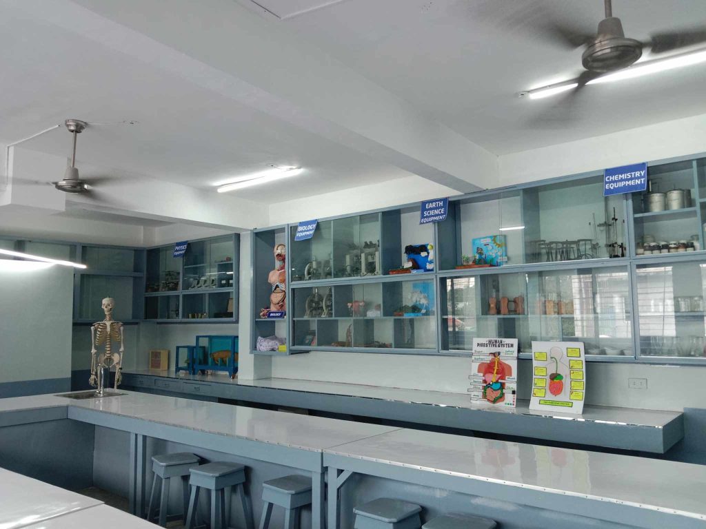 Science Lab - Villagers Montessori College